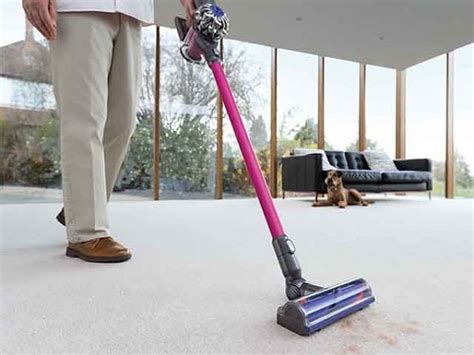 Dyson V6 Vs V8 What Are The Differences Wifes Choice