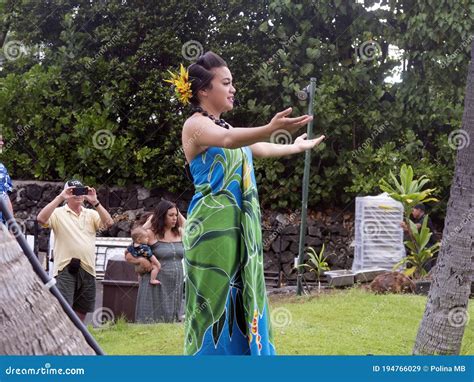 Hawaiian Female Dancer At A Traditional Island Breeze Luau On The Big
