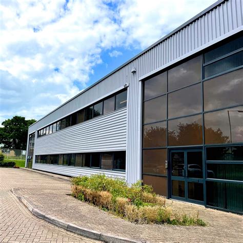 A Practical Guide To Cladding Spraying For Commercial And Industrial