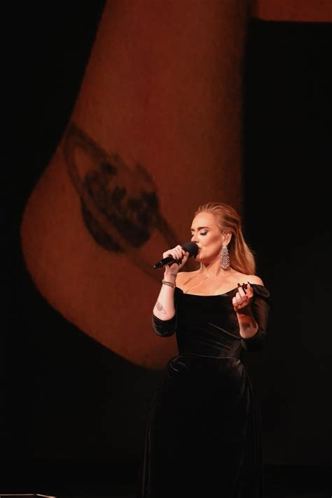 Adele On Twitter Weekend 17