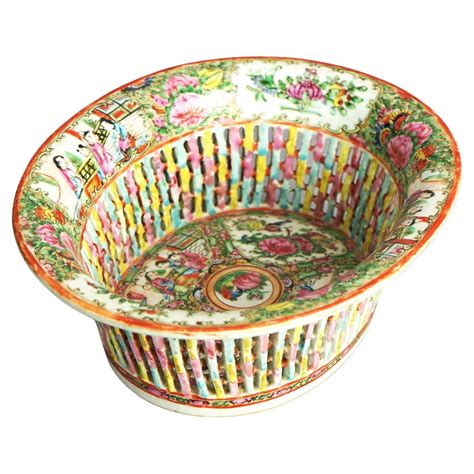 Antique Rose Medallion Reticulated Porcelain Basket Garden And Genre