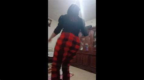 احلي رقص منزلي ساخن دلع قحبه ممحونة رقص بنات التانجو لايف السعودية 03 Youtube