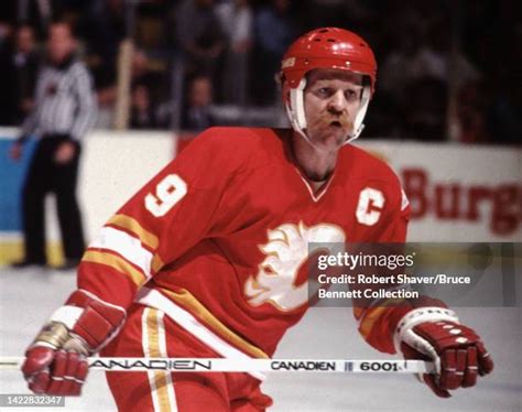 Lanny Mcdonald Photos Photos And Premium High Res Pictures Getty Images
