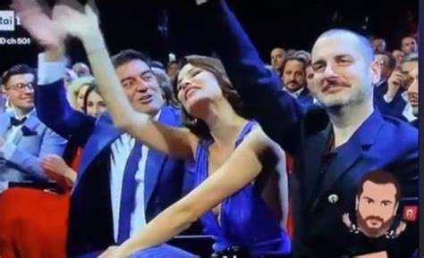 Dayane Mello Sex Bomb Che Scollatura Esagerata Foto Tgcom24