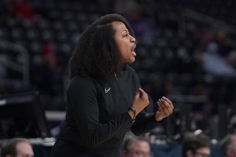 Unt Coach Jalie Mitchell Sees Promise In Practice Following Quick