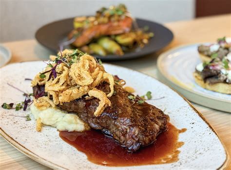 Interlude Kitchen And Bar Modern American Dining In Elk Grove Explore