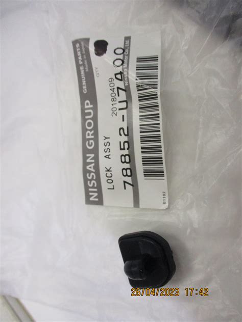 Nissan Bluebirdstanza Genuine Striker Fuel Lid New Part Half Price