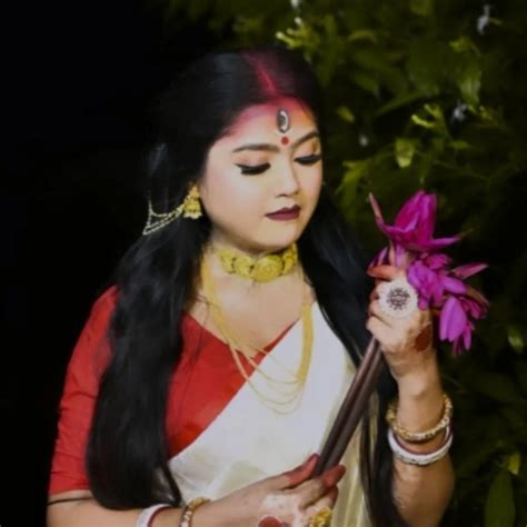 Official Sunali Sinha Youtube