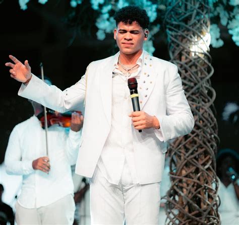 Misael J Realiza Concierto En Centro Olímpico Juan Pablo D