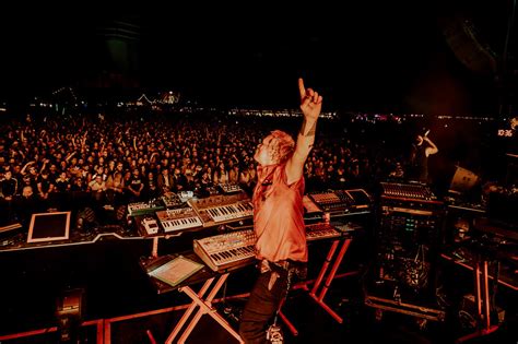 The Prodigy The Sexy Rear Of The New Prod Boot Facebook