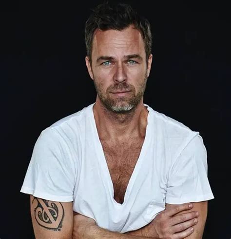 Jr Bournes Mysterious Married Life And Gay Rumors
