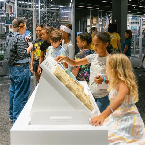 Object Based Learning Msu Broad Art Museum