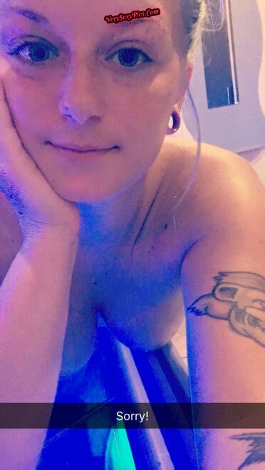 Stunning Horny Amateur Busty Teens Nudes And Porn Nude Amateur Pics