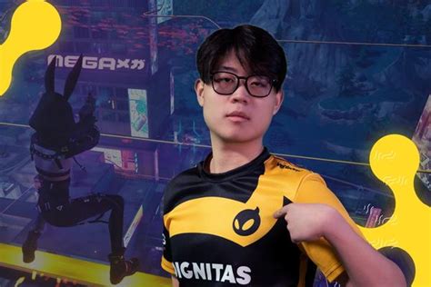 Getting Candid With Dignitas Newest Fortnite Player Khanada Dignitas