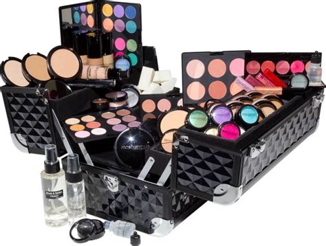 10 Important Items To Complete Your Make Up Kit Allenross356