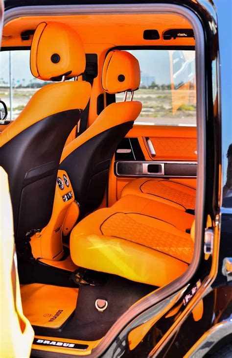 تأجير Mercedes Benz G Class Brabus في دبي مع D R Car Rental