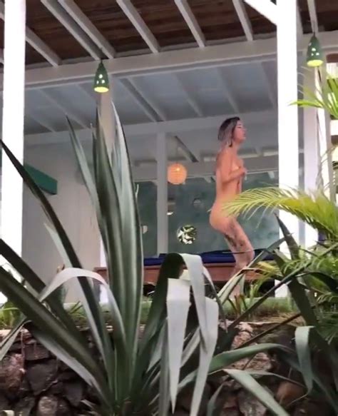 Girl Gets Towel Stolen ThisVid