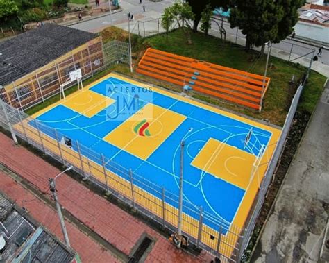 Canchas Múltiples Aciertos Juegos Y Montajes