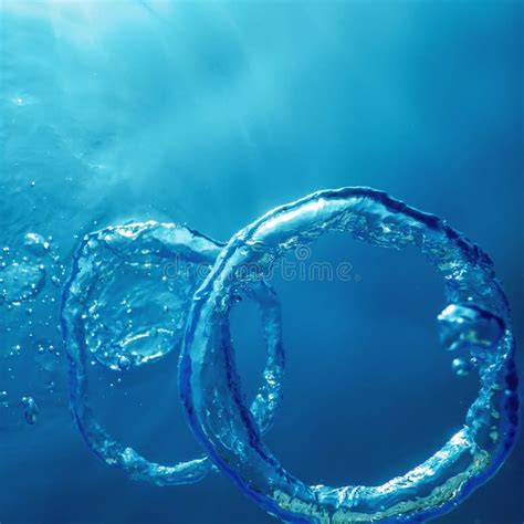 Bubble Ring Under Vatten Ring Bubbla Arkivfoto Bild Av Abstrakt