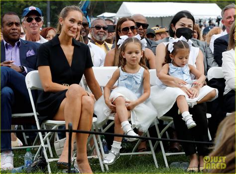 Derek Jeter Is Supported By Wife Hannah Jeter And Daughters Bella And Story