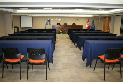 Auditorio Rómulo Ferrero Cámara De Comercio De Lima