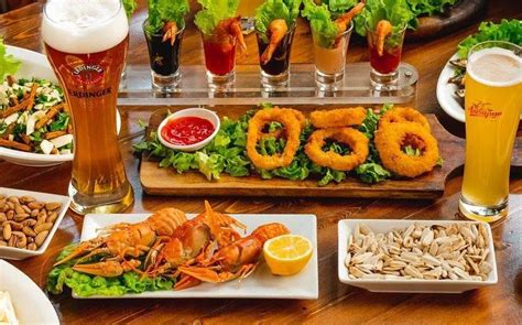 Secrets Pub Adjami Naxchivani Bolt Food