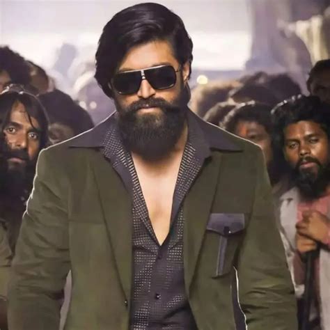 Vijay Deverakonda Yash Mahesh Babu And More Popular South Indian