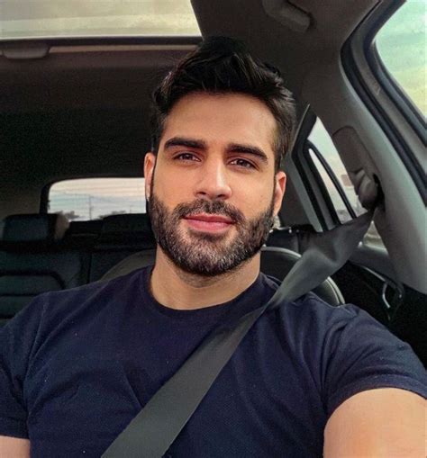 Pin On Chicos👑💎 Beautiful Men Faces Just Beautiful Men Gorgeous Men