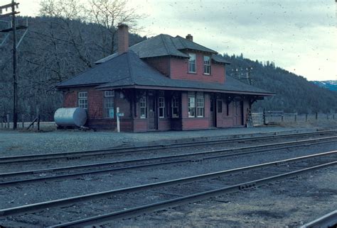 Kettle Valley Model Railway Midway Yard