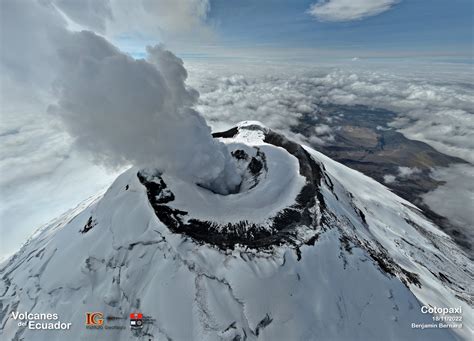 Cotopaxi — Volcanes Del Ecuador