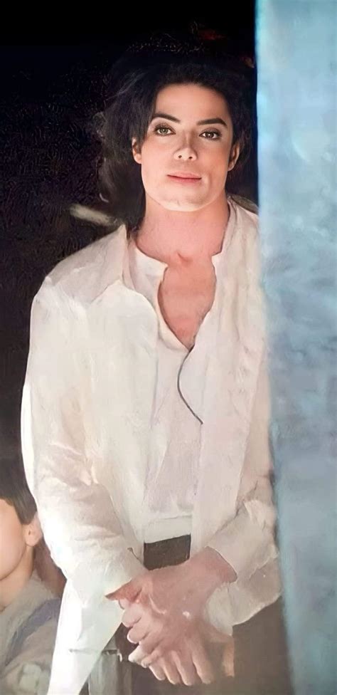 Pin By Missy Legrand On Michael Jackson Photos Of Michael Jackson