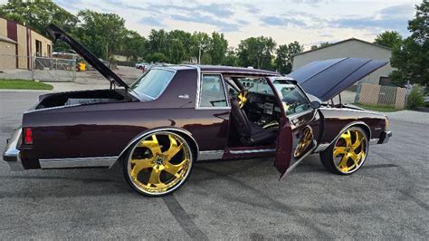 Caprice Landau On 26 Inch Vellano Wheels Raffle Creator