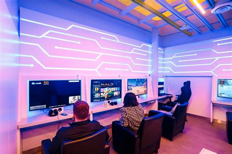 Video Game Lounge Opens In Laxs Terminal 6 Airport World