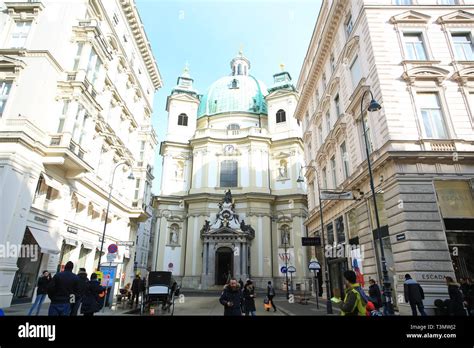 Hofburg facade in vienna, The Hofburg is the former principal imperial ...