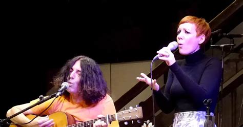 Mon Mari Et Moi Legen Song Zum Jahreswechsel Vor Kaiserslautern Die