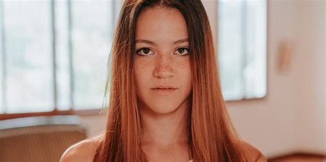 What Is Benching Why This New Dating Trend Is Even Worse Than Ghosting Someone Yourtango