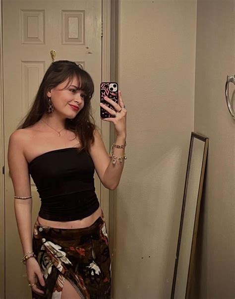 Hotsfwgirlz