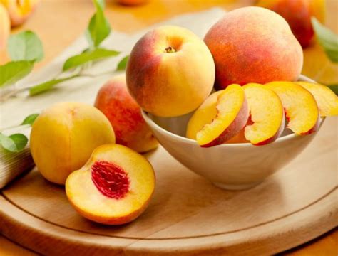 Brzoskwinia Kijowska Wczesna Karłowa Art Nr 421 Skarby Ogrodu