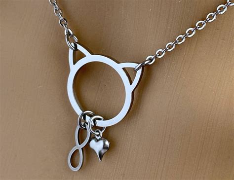 Infinity Collection Captive Collars