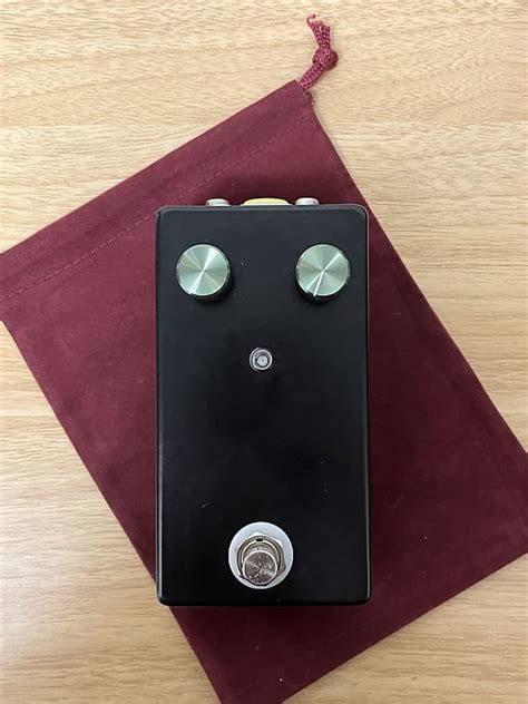 Pedalpcb Starboard Fuzz Black Reverb