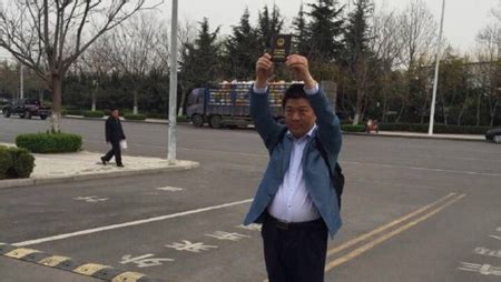 朱明勇：疲惫的正义 辩护人