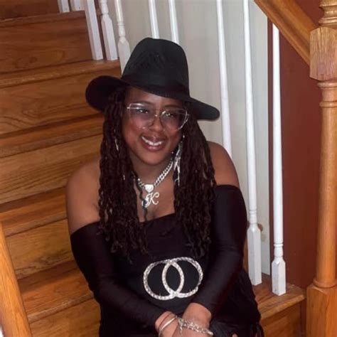 Funpage Happy 53rd Birthday To The Ever Glowing Tracee Ellis Ross 🎂👑