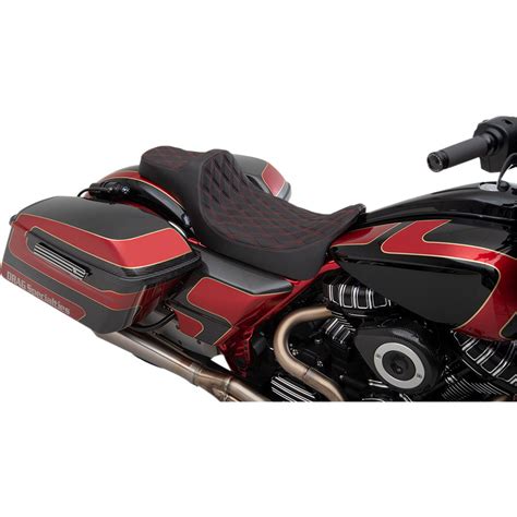 Saddlemen Extended Reach Heated Road Sofa Carbon Fiber Seat For 2008