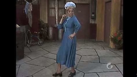 Video La Vez En Que Doña Clotilde Modeló Como Candidata De Miss