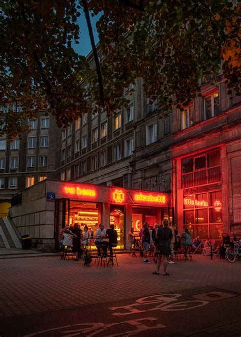 Venice Floodwaters Inform Two Tone Interior Of Va Bene Cicchetti Bar