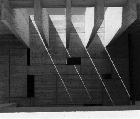 How Does Natural Light Impact Architectural Design