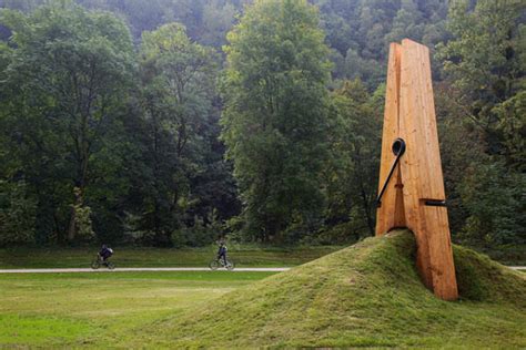40 Ridiculously Oversized Every Day Objects Vol 1 Hongkiat