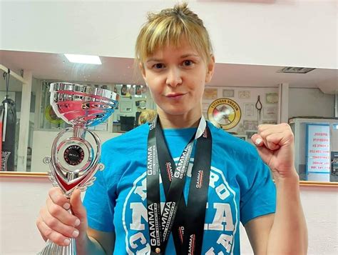 Zejna Krantić Prvi Svjetski Pojas Pod Zastavom Bih