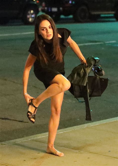 Mila Kunis At Luckiest Girl Alive Set In New York 09 02 2021 Hawtcelebs