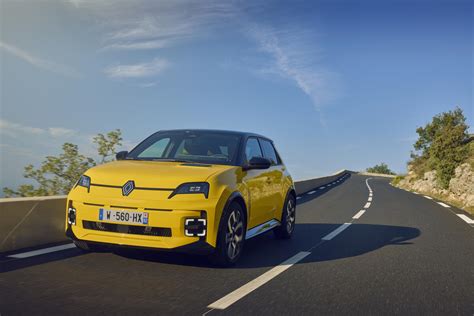 Renault 5 E Tech Electric Und Alpine A290 Auf Der Shortlist Zum Car Of